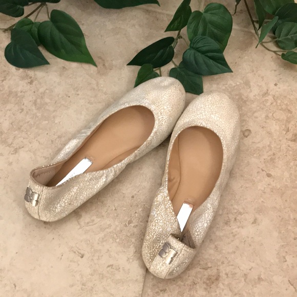 Jeffrey Campbell | Shoes | Cream Colored Ballet Flats | Poshmark